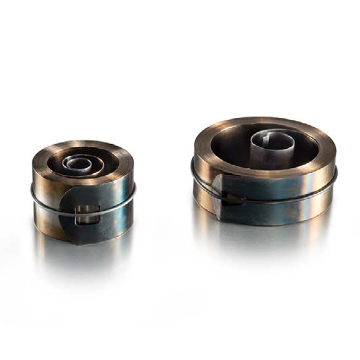 Clock mainsprings with hole