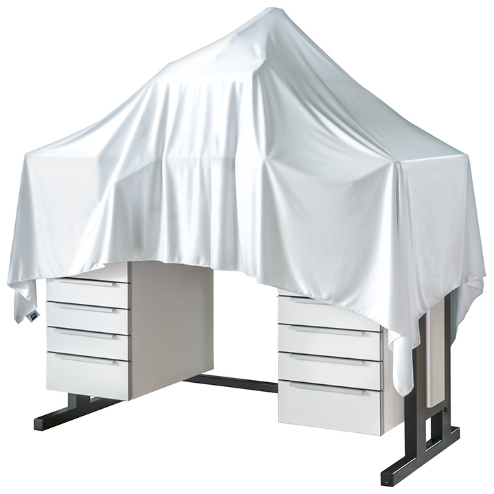 Protection cloths for workbenches