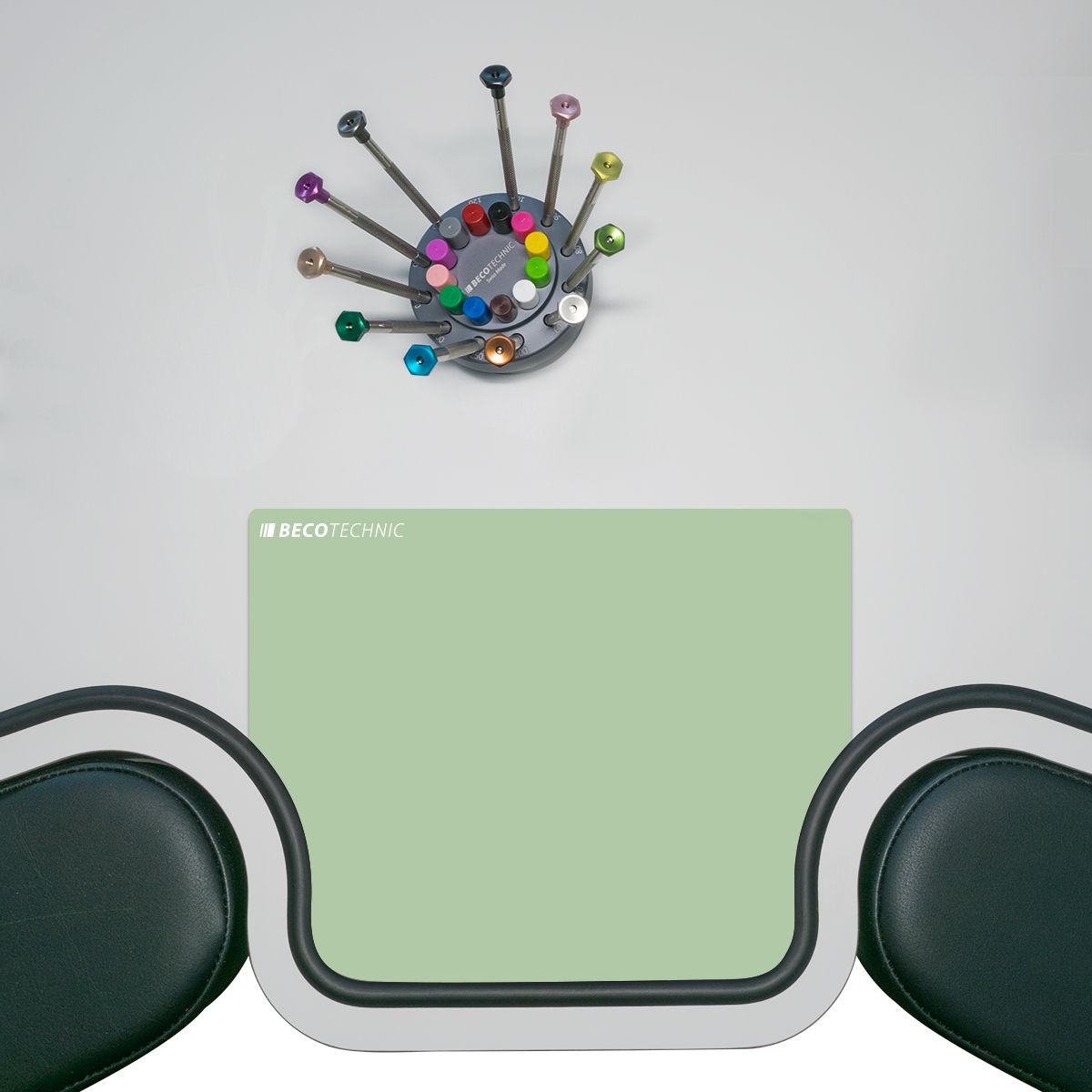 Bench mats for workbenches